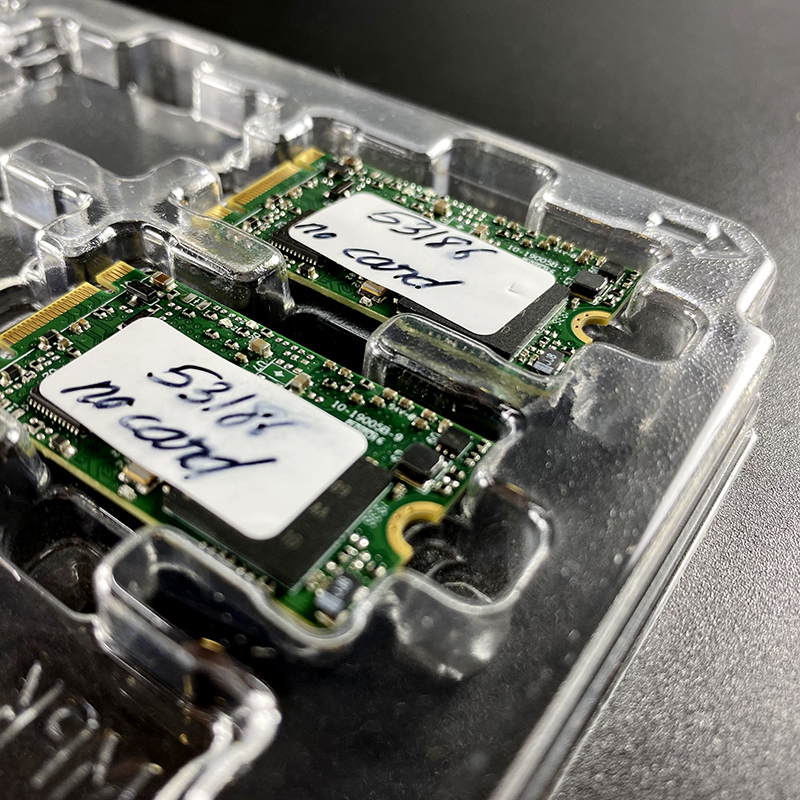 SLP2015-35 24ct2242m2 ngff ssd packaging tray clamshell plastic box 2242m2